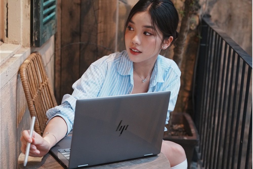 Laptop AI HP Envy X360: Sự Lựa Chọn Đột Phá Cho Thời Đại Số PHÂN PHỐI MÁY IN, MÁY TÍNH, MÀN HÌNH ...